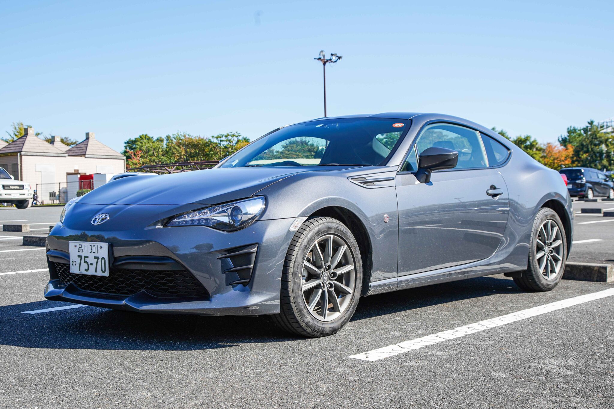 【詳細写真で新旧比較】トヨタ初代86とGR86買うならどっち？大きさ寸法・エンジンスペック・インテリア・外装 - PAPER DRIVER LOVERS