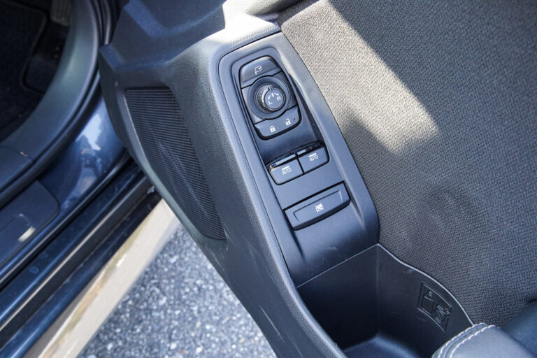 【内装インテリア編】トヨタ GR86 AT SZグレード試乗記②標準でもスポーツ感あるインテリア - PAPER DRIVER LOVERS