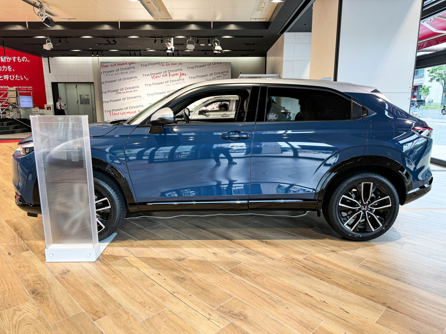 【現車確認】ヴェゼル e:HEV Z・PLaYパッケージ外装編｜マイナーチェンジで何が変わった？ - PAPER DRIVER LOVERS